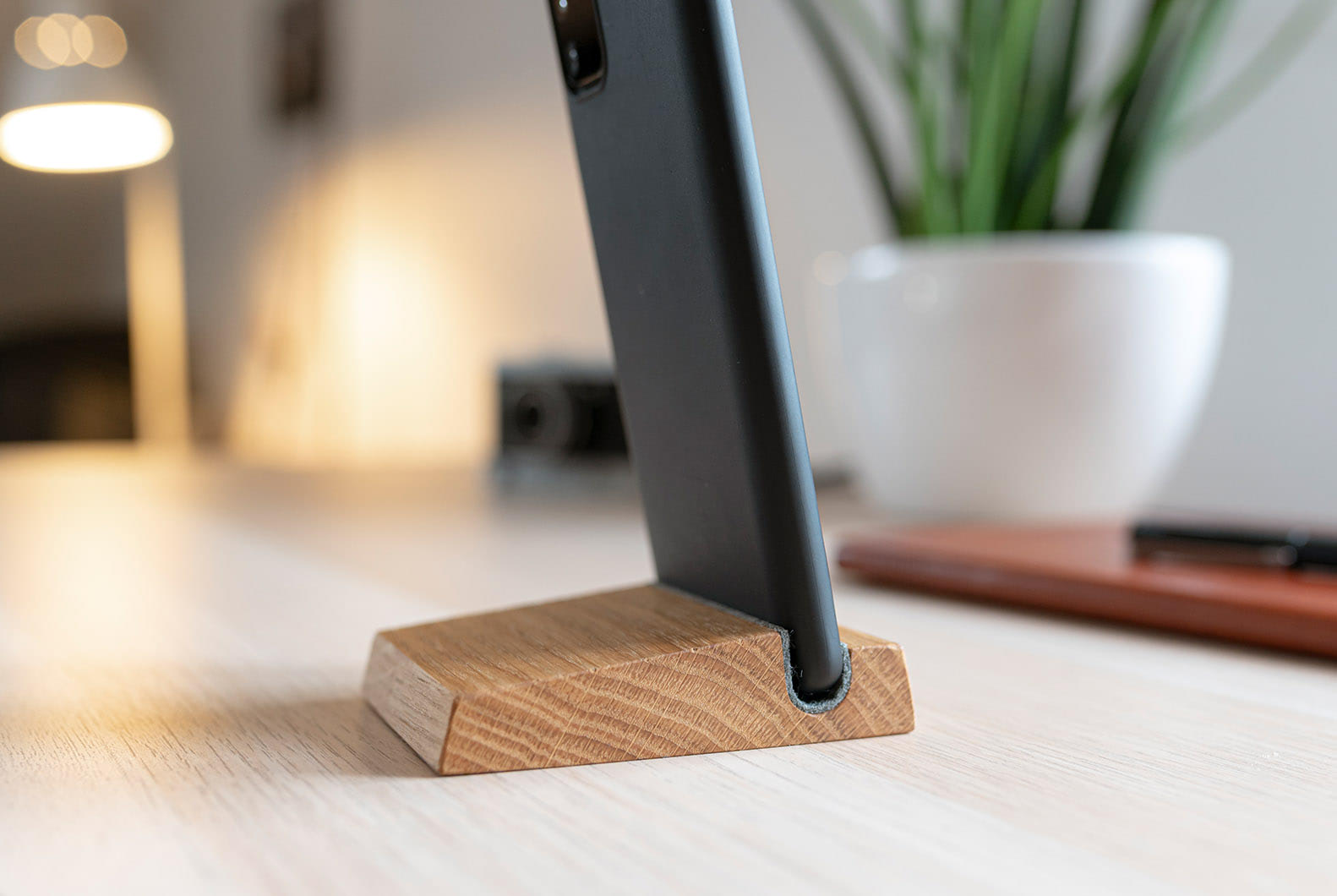 Smartphone Stand — Swag Fair